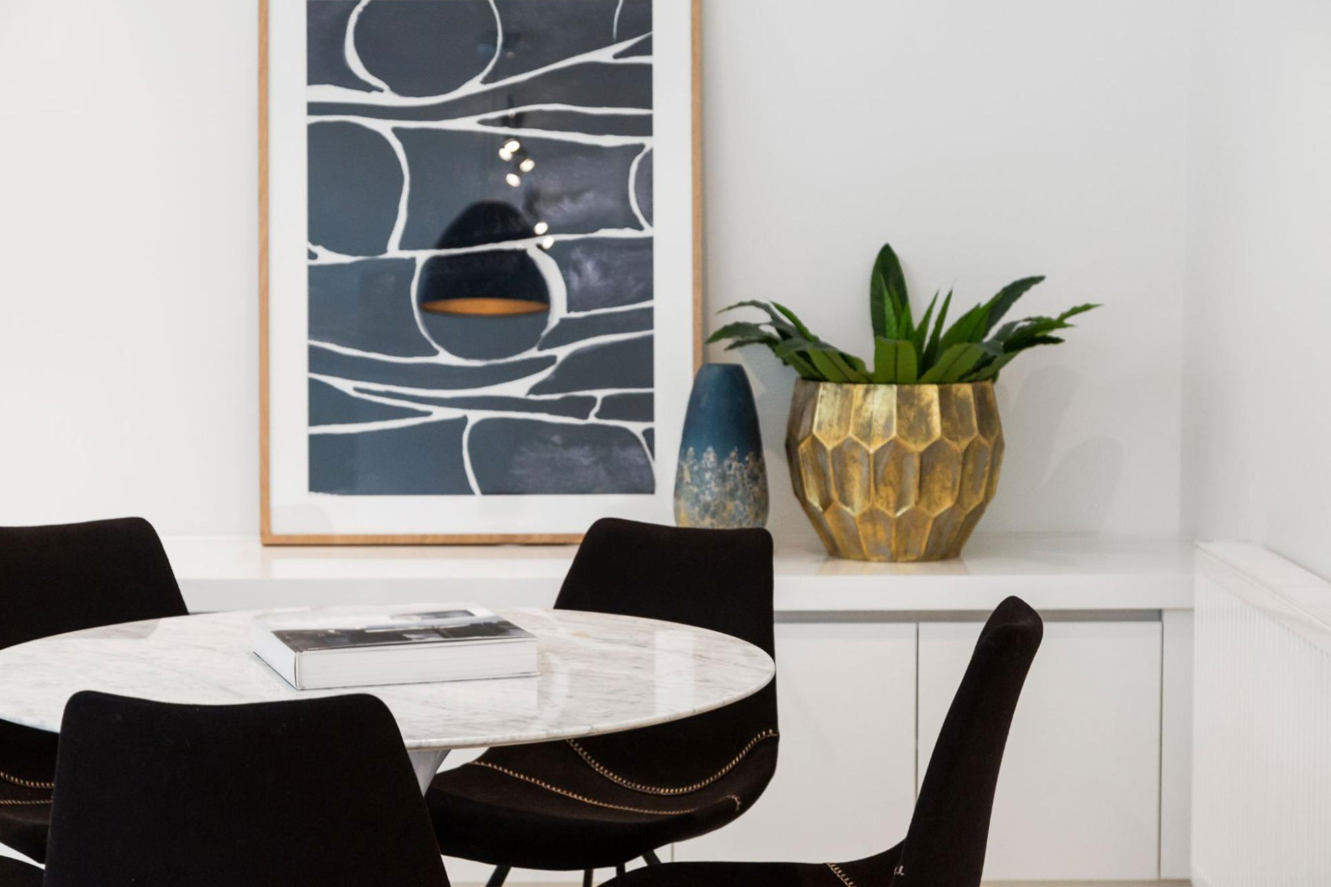 5 Best Materials for Your Dining Table - Urban Concepts